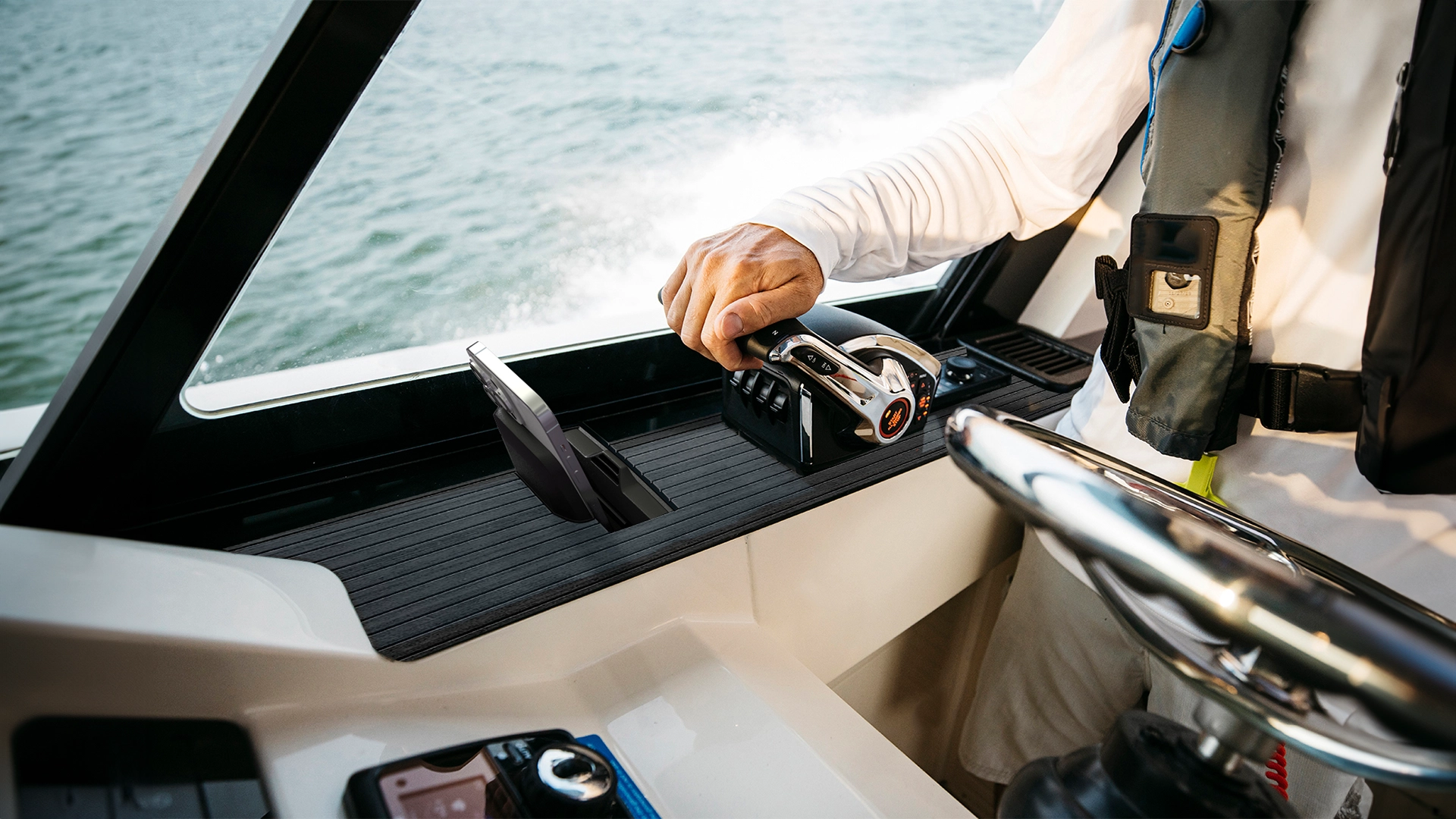 Scanstrut // Nautique Boat Company Partnership Nominated for a Boat ...