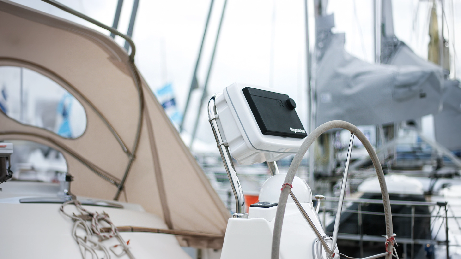 Four places, twelve ways to install Chartplotter to cockpit of Sailing ...