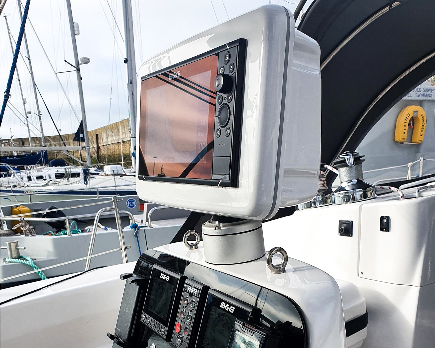 Deck Scanpods Mount for Sail Boat