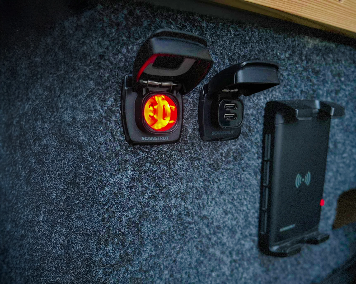 12V Power Outlet RV | Van life | Scanstrut