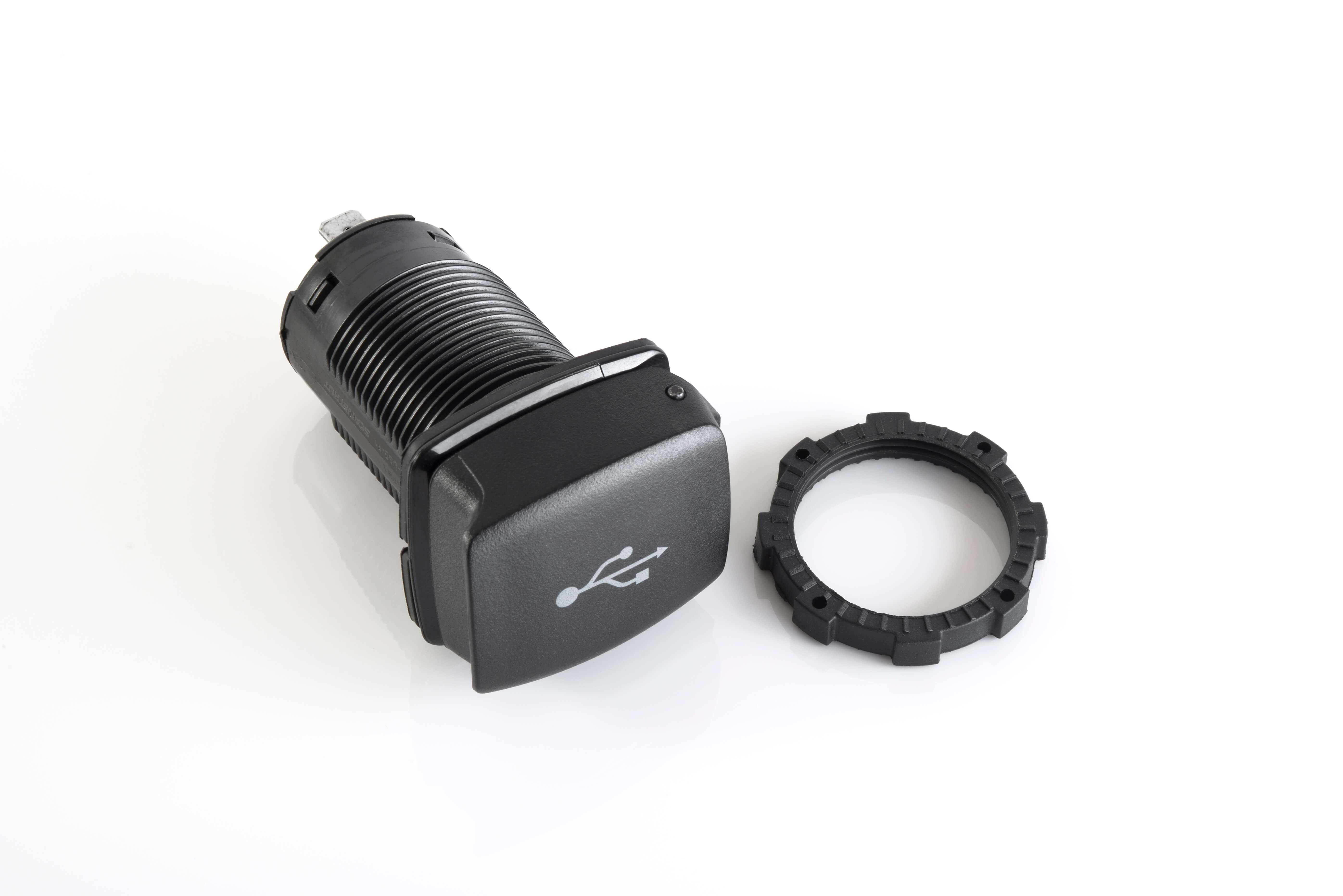SC-USB-F1 Dual USB Type-A & Type-C Charger