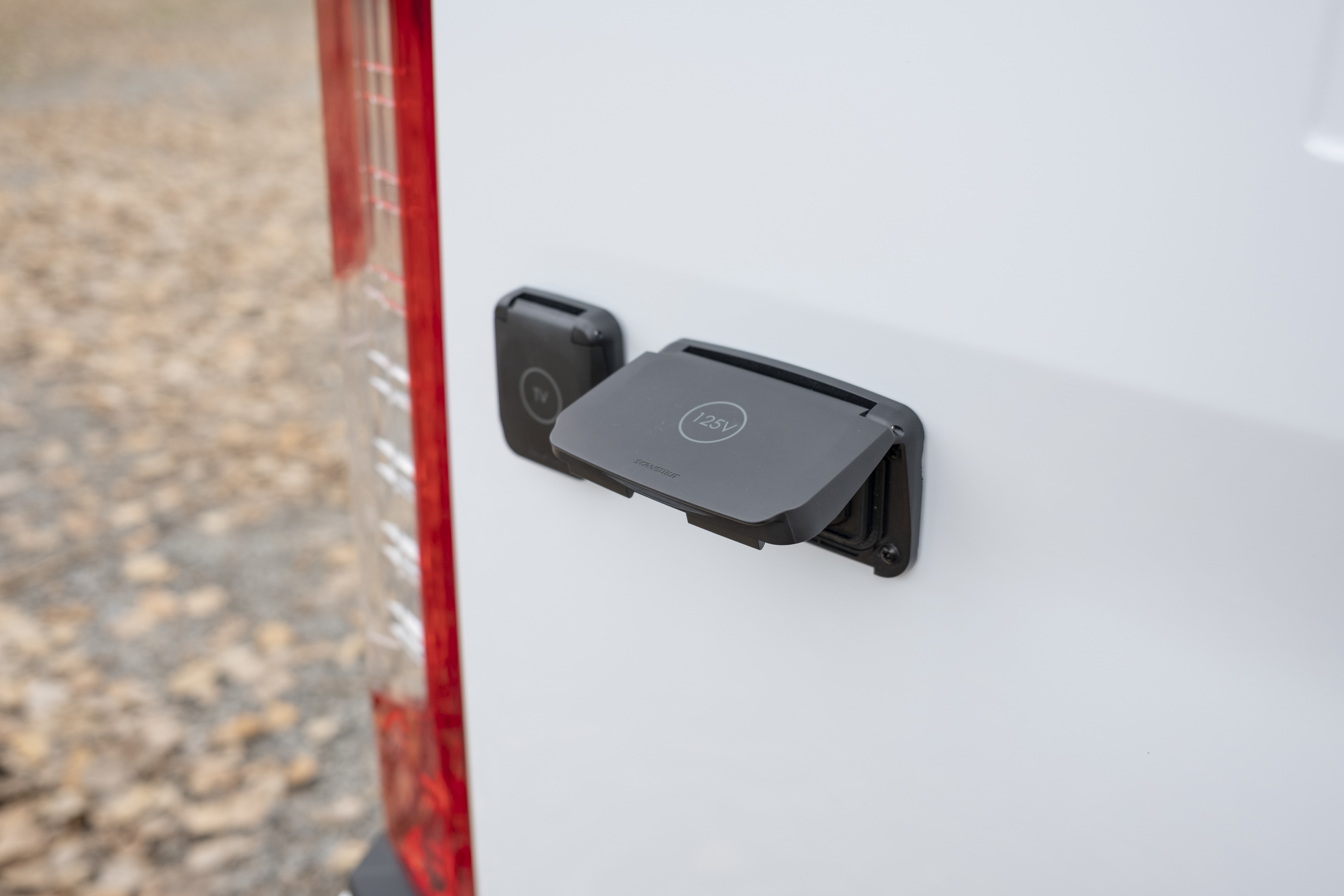 How to install the perfect setup of external sockets on your van